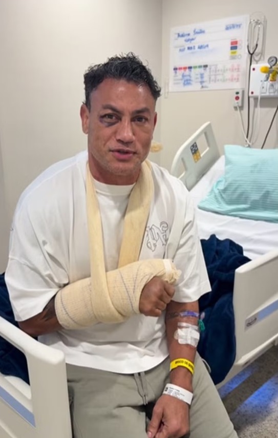 Popó anuncia aposentadoria e encerra carreira de 35 anos no boxe